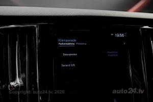 Balts Volvo V60 2019 Pērnava, ar dzinēja tilpumu 2.00 L un nobraukumu 238 tūkst. km par 16990 €, foto 27 vietnē AUTOMOTO.COM.LV