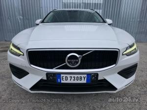 Белый Вольво B60 2019 в Таллин, объемом двигателя 2.00 л и пробегом 338 тыс. км за 11790 €, фото 8 на AUTOMOTO.COM.LV