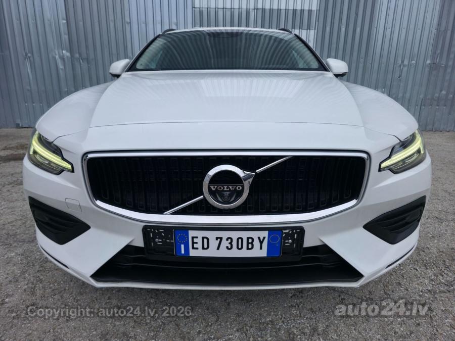 Белый Вольво B60 2019 в Таллин, объемом двигателя 2.00 л и пробегом 338 тыс. км за 11790 €, фото 8 на AUTOMOTO.COM.LV