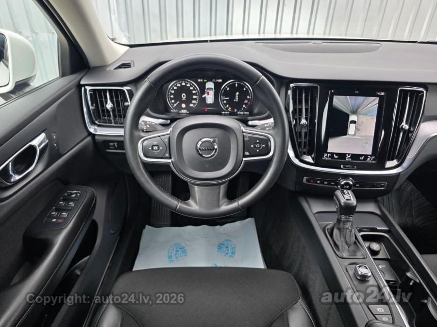 Белый Вольво B60 2019 в Таллин, объемом двигателя 2.00 л и пробегом 338 тыс. км за 11790 €, фото 15 на AUTOMOTO.COM.LV