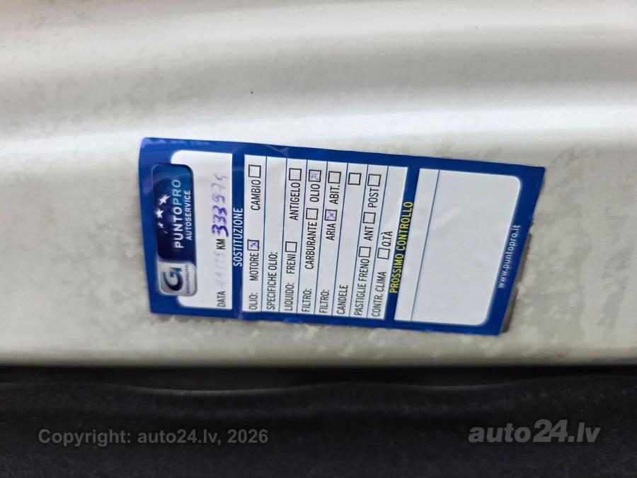 Белый Вольво B60 2019 в Таллин, объемом двигателя 2.00 л и пробегом 338 тыс. км за 11790 €, фото 29 на AUTOMOTO.COM.LV