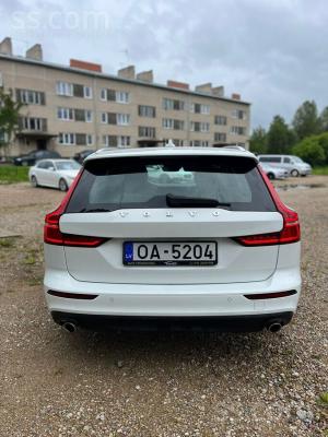 Balts Volvo V60 2019 Kuldīga, ar dzinēja tilpumu 2.00 L un nobraukumu 305 tūkst. km par 13090 €, foto 8 vietnē AUTOMOTO.COM.LV