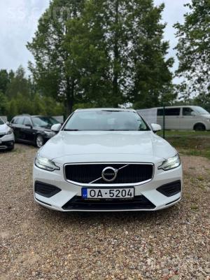 Balts Volvo V60 2019 Kuldīga, ar dzinēja tilpumu 2.00 L un nobraukumu 305 tūkst. km par 13090 €, foto 9 vietnē AUTOMOTO.COM.LV