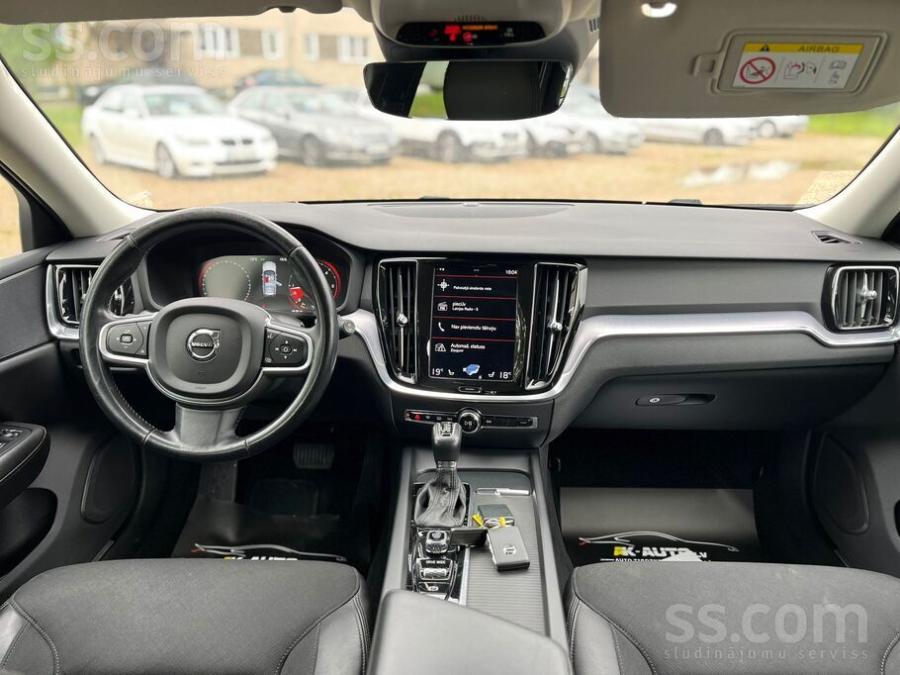 Balts Volvo V60 2019 Kuldīga, ar dzinēja tilpumu 2.00 L un nobraukumu 305 tūkst. km par 13090 €, foto 16 vietnē AUTOMOTO.COM.LV