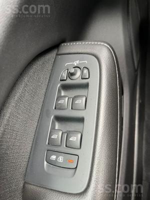Balts Volvo V60 2019 Kuldīga, ar dzinēja tilpumu 2.00 L un nobraukumu 305 tūkst. km par 13090 €, foto 21 vietnē AUTOMOTO.COM.LV