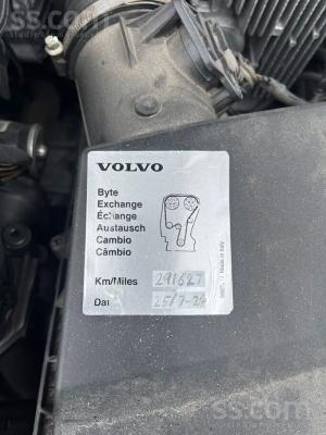 Balts Volvo V60 2019 Kuldīga, ar dzinēja tilpumu 2.00 L un nobraukumu 305 tūkst. km par 13090 €, foto 26 vietnē AUTOMOTO.COM.LV