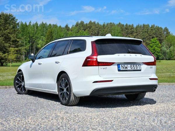 Balts Volvo V60 2019 Ogre, ar dzinēja tilpumu 2.00 L un nobraukumu 211 tūkst. km par 12500 €, foto 4 vietnē AUTOMOTO.COM.LV