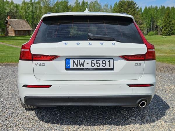 Balts Volvo V60 2019 Ogre, ar dzinēja tilpumu 2.00 L un nobraukumu 211 tūkst. km par 12500 €, foto 5 vietnē AUTOMOTO.COM.LV