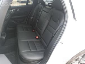Balts Volvo V60 2019 Daugavpils, ar dzinēja tilpumu 2.00 L un nobraukumu 0 tūkst. km par 15400 €, foto 20 vietnē AUTOMOTO.COM.LV