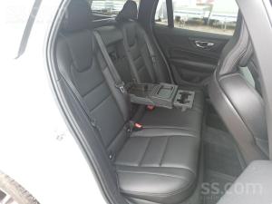 Balts Volvo V60 2019 Daugavpils, ar dzinēja tilpumu 2.00 L un nobraukumu 0 tūkst. km par 15400 €, foto 21 vietnē AUTOMOTO.COM.LV