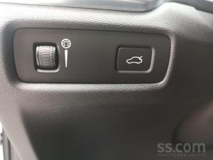 Balts Volvo V60 2019 Daugavpils, ar dzinēja tilpumu 2.00 L un nobraukumu 0 tūkst. km par 15400 €, foto 28 vietnē AUTOMOTO.COM.LV
