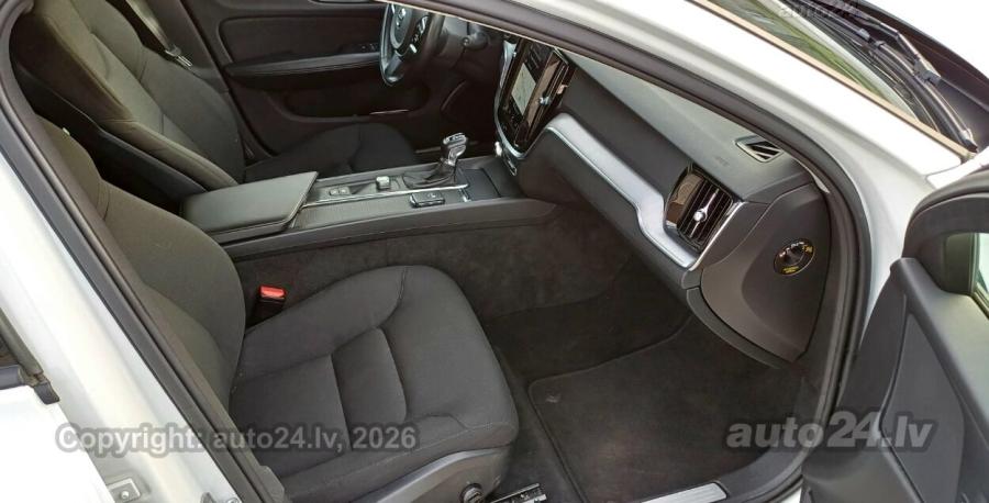 Balts Volvo V60 2019 Keila, ar dzinēja tilpumu 2.00 L un nobraukumu 160 tūkst. km par 14999 €, foto 11 vietnē AUTOMOTO.COM.LV