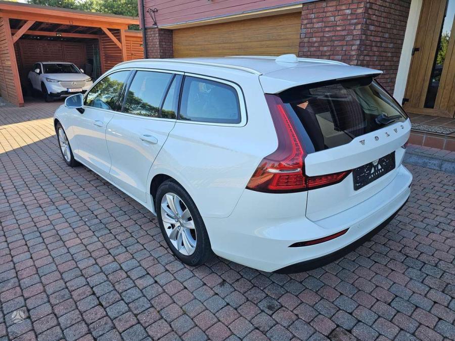 Белый Вольво B60 2019 в Ширвинтос, объемом двигателя 1.97 л и пробегом 242 тыс. км за 11300 €, фото 7 на AUTOMOTO.COM.LV