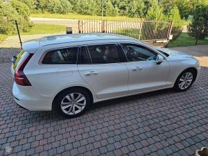 Белый Вольво B60 2019 в Ширвинтос, объемом двигателя 1.97 л и пробегом 242 тыс. км за 11300 €, фото 9 на AUTOMOTO.COM.LV