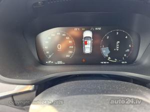 Balts Volvo V60 2019 Tallina, ar dzinēja tilpumu 2.00 L un nobraukumu 94 tūkst. km par 21500 €, foto 21 vietnē AUTOMOTO.COM.LV