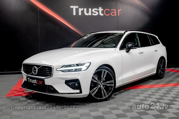 Balts Volvo V60 2019 Pērnava, ar dzinēja tilpumu 2.00 L un nobraukumu 224 tūkst. km par 16900 €, foto 1 vietnē AUTOMOTO.COM.LV
