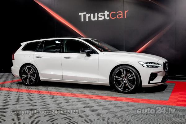 Balts Volvo V60 2019 Pērnava, ar dzinēja tilpumu 2.00 L un nobraukumu 224 tūkst. km par 16900 €, foto 11 vietnē AUTOMOTO.COM.LV