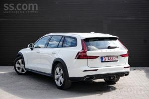 Белый Вольво B60 2019 в Рига, объемом двигателя 2.00 л и пробегом 212 тыс. км за 16390 €, фото 5 на AUTOMOTO.COM.LV