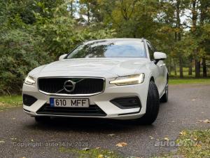 White Volvo V60 2019 in Tallinn, with an engine capacity of 2.00 L and mileage of 104 thousand km for 22000 €, photo 3 on AUTOMOTO.COM.LV