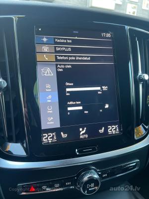 White Volvo V60 2019 in Tallinn, with an engine capacity of 2.00 L and mileage of 104 thousand km for 22000 €, photo 14 on AUTOMOTO.COM.LV