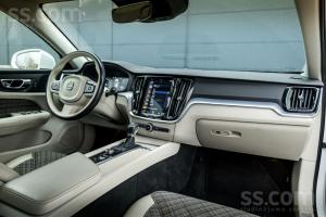 Balts Volvo V60 2020 Rīga, ar dzinēja tilpumu 2.00 L un nobraukumu 270 tūkst. km par 17990 €, foto 15 vietnē AUTOMOTO.COM.LV