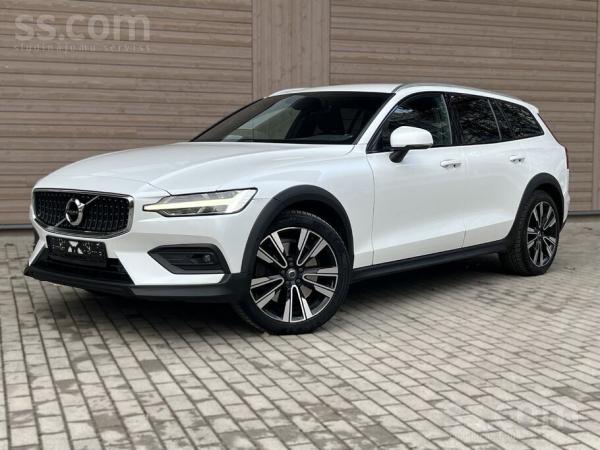 Balts Volvo V60 2020 Jelgava, ar dzinēja tilpumu 2.00 L un nobraukumu 175 tūkst. km par 21790 €, foto 1 vietnē AUTOMOTO.COM.LV