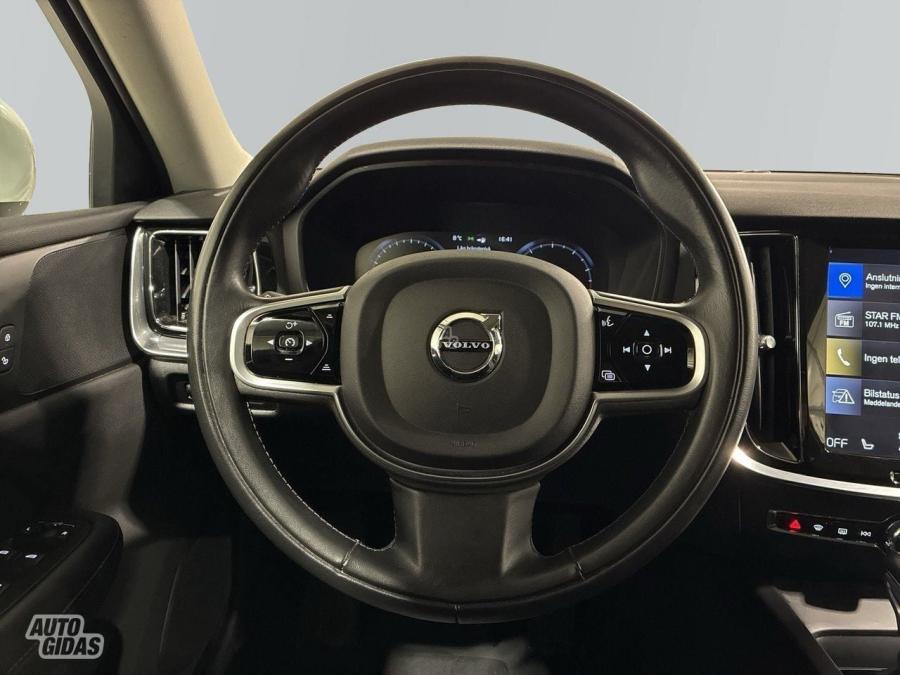 Balts Volvo V60 2020 Kauņa, ar dzinēja tilpumu 0.00 L un nobraukumu 92 tūkst. km par 28749 €, foto 9 vietnē AUTOMOTO.COM.LV