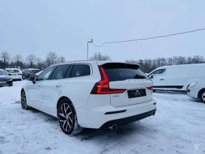 White Volvo V60 2020 in Taurage, with an engine capacity of 1.97 L and mileage of 167 thousand km for 19300 €, photo 3 on AUTOMOTO.COM.LV