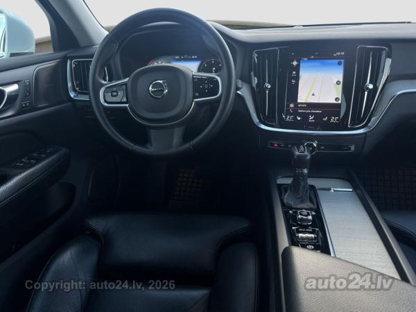 Balts Volvo V60 2020 Pērnava, ar dzinēja tilpumu 2.00 L un nobraukumu 99 tūkst. km par 22900 €, foto 6 vietnē AUTOMOTO.COM.LV