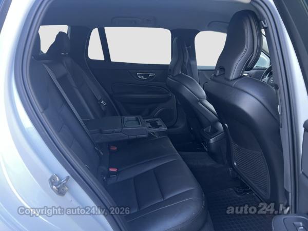 Balts Volvo V60 2020 Pērnava, ar dzinēja tilpumu 2.00 L un nobraukumu 99 tūkst. km par 22900 €, foto 7 vietnē AUTOMOTO.COM.LV