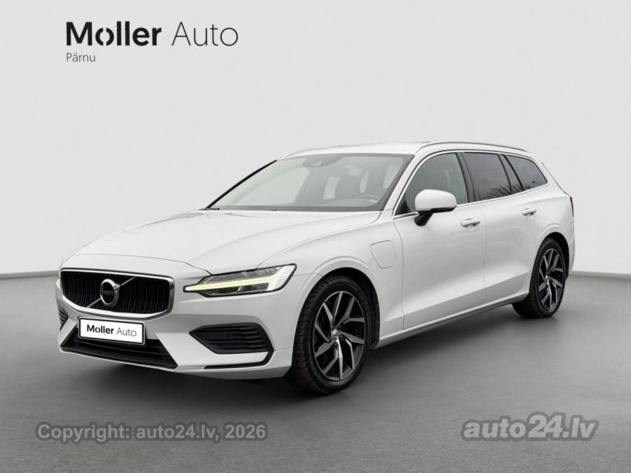 Balts Volvo V60 2020 Pērnava, ar dzinēja tilpumu 2.00 L un nobraukumu 168 tūkst. km par 21900 €, foto 1 vietnē AUTOMOTO.COM.LV