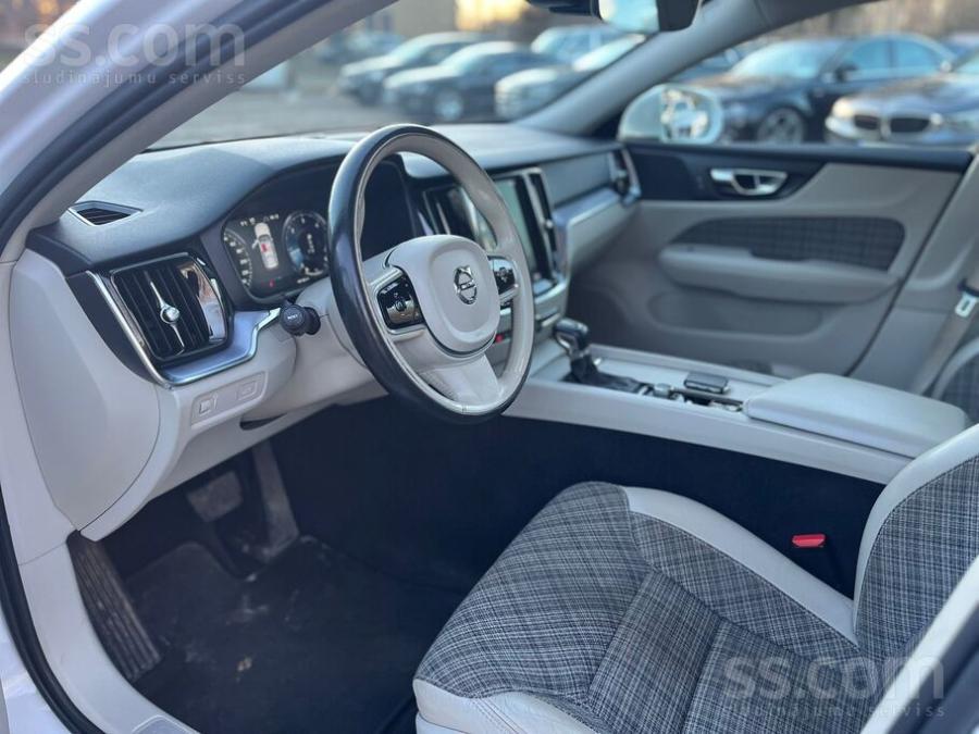 Белый Вольво B60 2020 в Кулдига, объемом двигателя 2.00 л и пробегом 273 тыс. км за 11590 €, фото 10 на AUTOMOTO.COM.LV