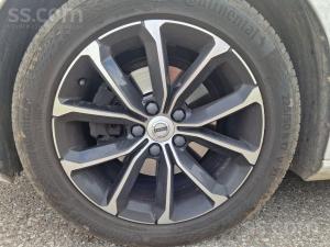 Balts Volvo V60 2020 Liepāja, ar dzinēja tilpumu 2.00 L un nobraukumu 273 tūkst. km par 13500 €, foto 10 vietnē AUTOMOTO.COM.LV