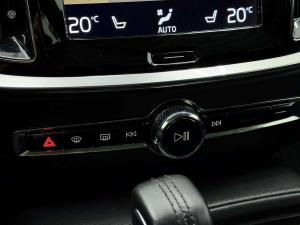 Белый Вольво B60 2020 в Вильнюс, объемом двигателя 1.97 л и пробегом 87 тыс. км за 22490 €, фото 25 на AUTOMOTO.COM.LV