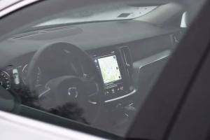 Белый Вольво B60 2020 в Елгава, объемом двигателя 2.00 л и пробегом 217 тыс. км за 19990 €, фото 15 на AUTOMOTO.COM.LV