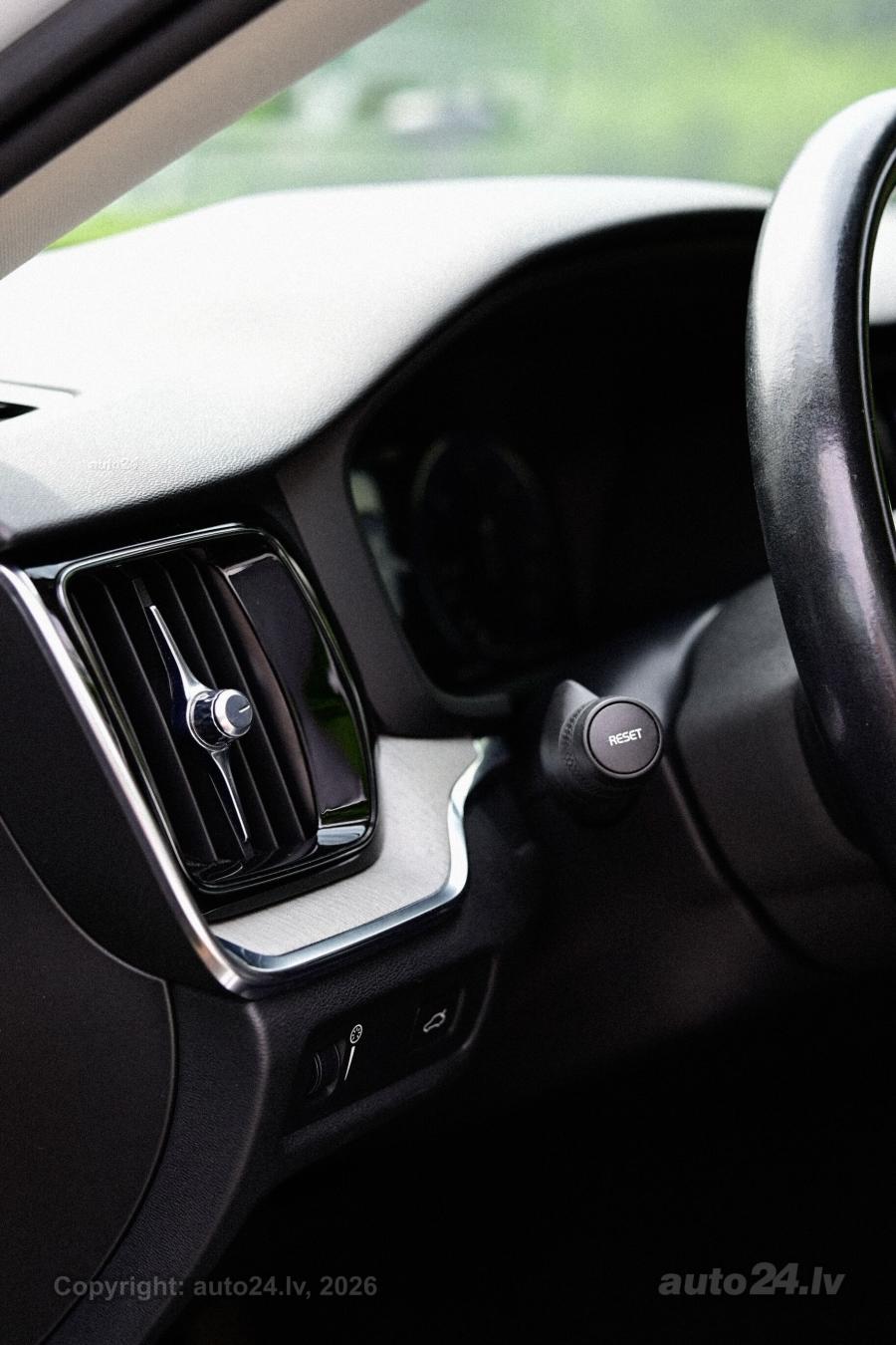 Белый Вольво B60 2020 в Таллин, объемом двигателя 2.00 л и пробегом 163 тыс. км за 24000 €, фото 12 на AUTOMOTO.COM.LV