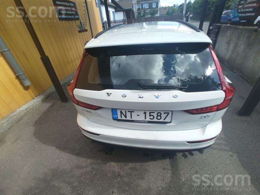 Белый Вольво B60 2020 в Рига, объемом двигателя 2.00 л и пробегом 147 тыс. км за 17000 €, фото 12 на AUTOMOTO.COM.LV
