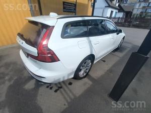 Белый Вольво B60 2020 в Рига, объемом двигателя 2.00 л и пробегом 147 тыс. км за 17000 €, фото 13 на AUTOMOTO.COM.LV