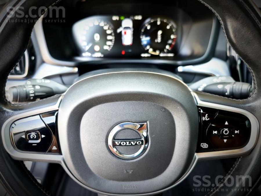 Balts Volvo V60 2020 Rīga, ar dzinēja tilpumu 2.00 L un nobraukumu 146 tūkst. km par 17777 €, foto 14 vietnē AUTOMOTO.COM.LV