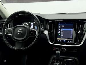 White Volvo V60 2020 in Vilnius, with an engine capacity of 1.97 L and mileage of 87 thousand km for 22390 €, photo 20 on AUTOMOTO.COM.LV