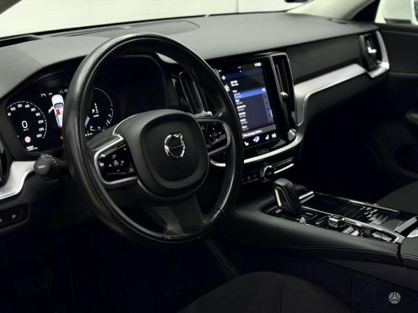 Белый Вольво B60 2020 в Вильнюс, объемом двигателя 1.97 л и пробегом 87 тыс. км за 21200 €, фото 9 на AUTOMOTO.COM.LV