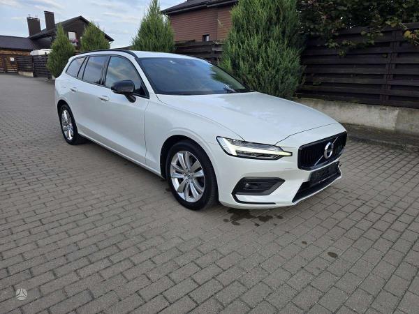 Balts Volvo V60 2020 Kauņa, ar dzinēja tilpumu 1.97 L un nobraukumu 280 tūkst. km par 11999 €, foto 1 vietnē AUTOMOTO.COM.LV