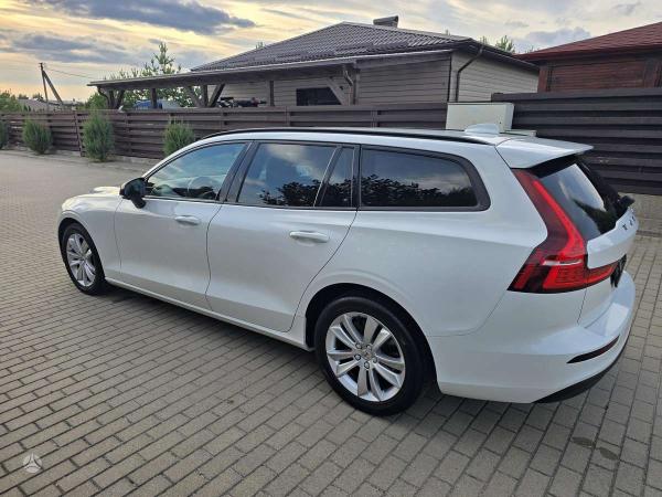 Balts Volvo V60 2020 Kauņa, ar dzinēja tilpumu 1.97 L un nobraukumu 280 tūkst. km par 11999 €, foto 6 vietnē AUTOMOTO.COM.LV