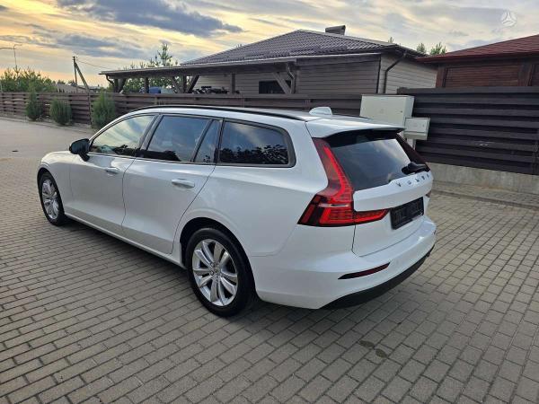 Balts Volvo V60 2020 Kauņa, ar dzinēja tilpumu 1.97 L un nobraukumu 280 tūkst. km par 11999 €, foto 7 vietnē AUTOMOTO.COM.LV