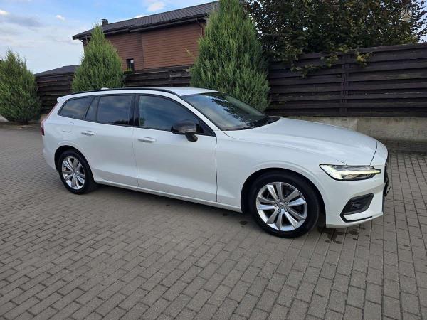 Balts Volvo V60 2020 Kauņa, ar dzinēja tilpumu 1.97 L un nobraukumu 280 tūkst. km par 11999 €, foto 9 vietnē AUTOMOTO.COM.LV