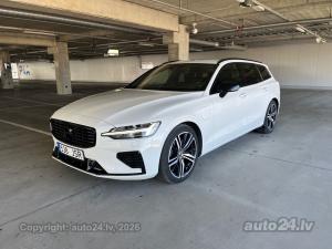 Balts Volvo V60 2020 Tallina, ar dzinēja tilpumu 2.00 L un nobraukumu 139 tūkst. km par 22900 €, foto  vietnē AUTOMOTO.COM.LV