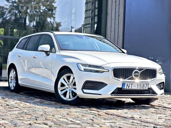 Volvo V60 2020 Rīga vietnē Balts Volvo V60 2020 Rīga, ar dzinēja tilpumu 2.00 L un nobraukumu 146 tūkst. km par 16900 €, foto 3 vietnē AUTOMOTO.COM.LV