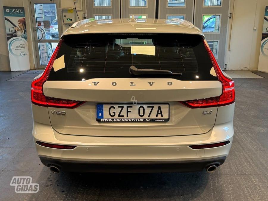 White Volvo V60 2021 in Kaunas, with an engine capacity of 0.00 L and mileage of 87 thousand km for 31043 €, photo 26 on AUTOMOTO.COM.LV