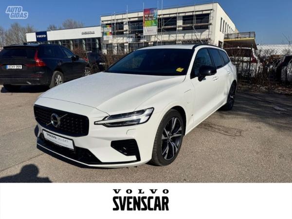 White Volvo V60 2021 in Kaunas, with an engine capacity of 2.00 L and mileage of 90 thousand km for 32690 €, photo 1 on AUTOMOTO.COM.LV