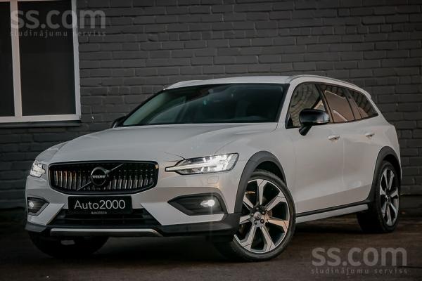 Balts Volvo V60 2021 Tukums, ar dzinēja tilpumu 2.00 L un nobraukumu 208 tūkst. km par 22700 €, foto 3 vietnē AUTOMOTO.COM.LV